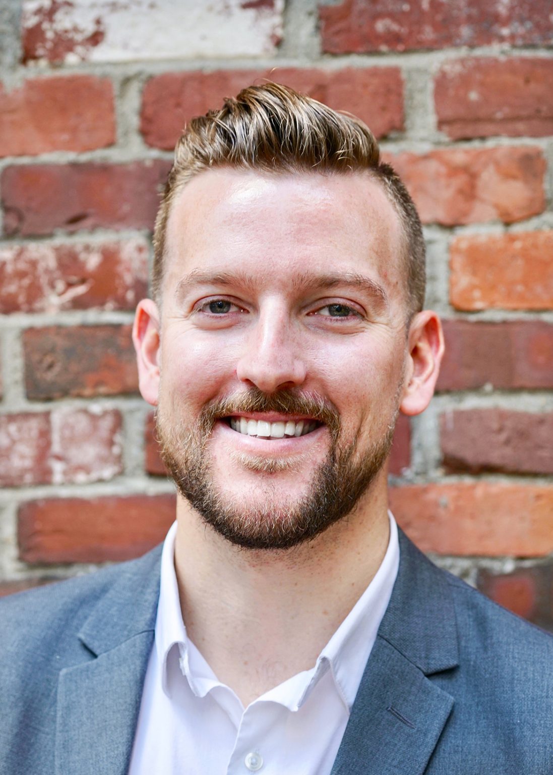 Harris Joins the Truc Huynh Alumni Giving Society - The Mitchell ...